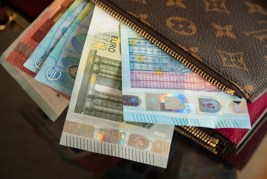 What happens after a Customs currency seizure? - Customs, Import ...